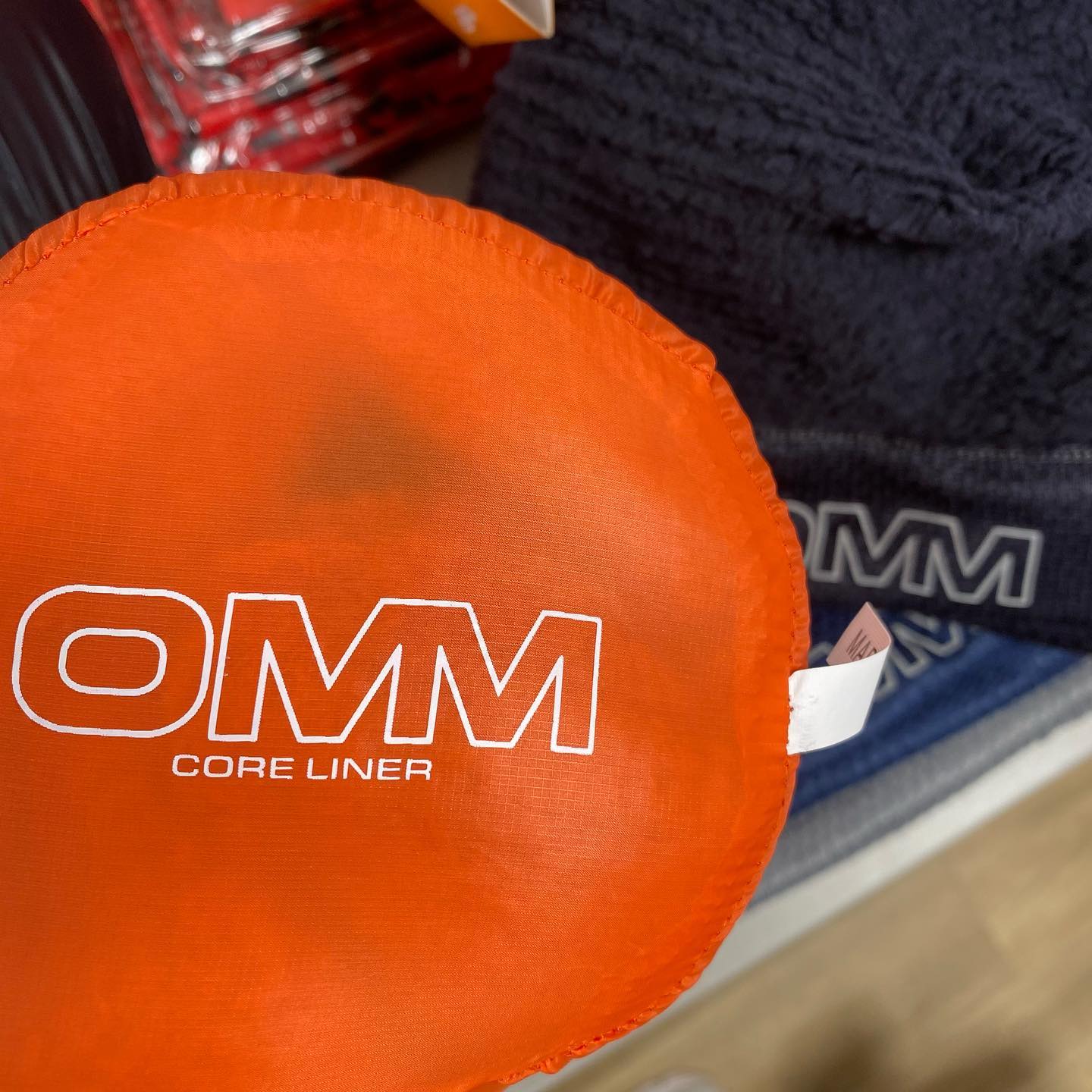 高い通気性能と保温性の高い人気ミッドレイヤーシリーズ！（プリマロフトネクストを使用したOMM Coreシリーズ｜福岡店 商品レビュー｜STRIDE LAB